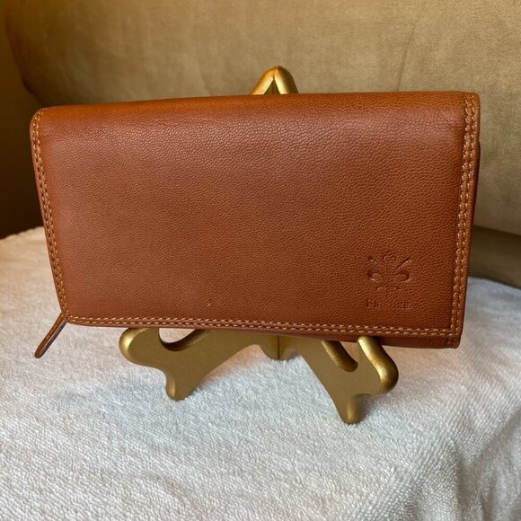 Firenze | Bags | Firenze Wallet Soft Italian Vegetabletanned Leather ...